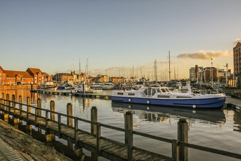 Home - Quality Accommodation at The Cornmill Hotel in Hull - 01482 589000